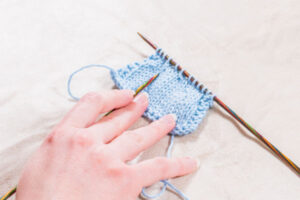 Surjet Double Au Tricot : Tuto Pas à Pas + Variantes| Les Triconautes