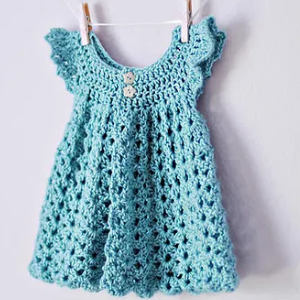 4 Modèles Adorables De Robe Bébé Au Crochet | Les Triconautes
