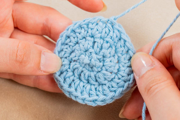 Crochet En Rond : Techniques Et Erreurs à Éviter | Les Triconautes